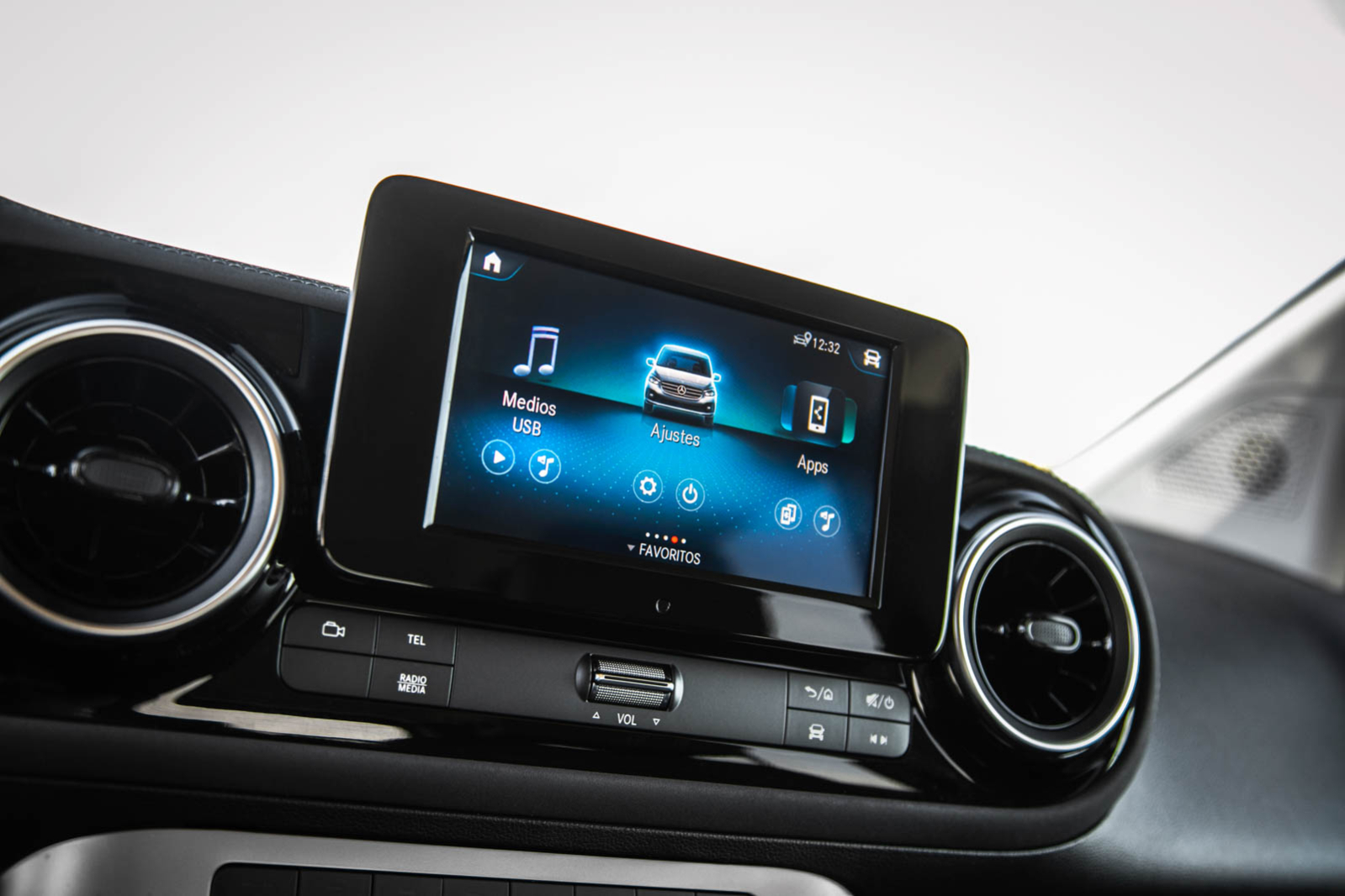 Fotos Mercedes Clase T 180d Progressive MY2022 / Motor.es / Página 2