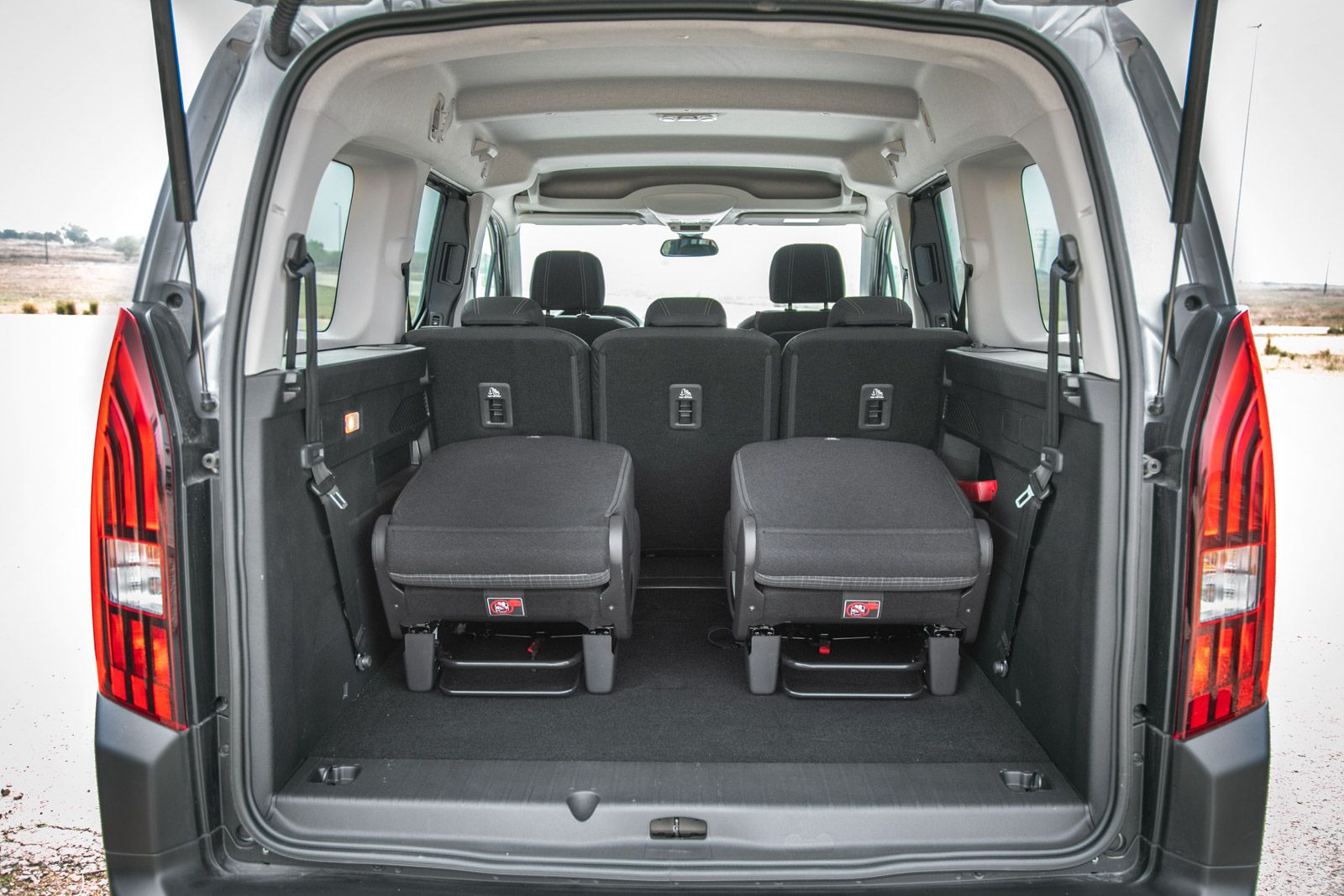 Fotos Peugeot Rifter GT Line Long MY2019 / Motor.es / Página 2