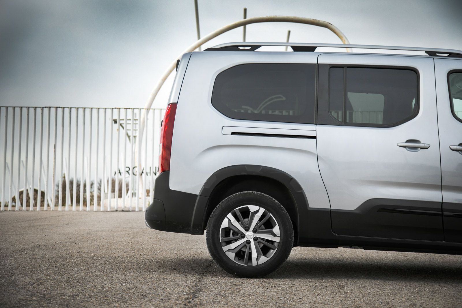 Fotos Peugeot Rifter GT Line Long MY2019 / Motor.es / Página 3