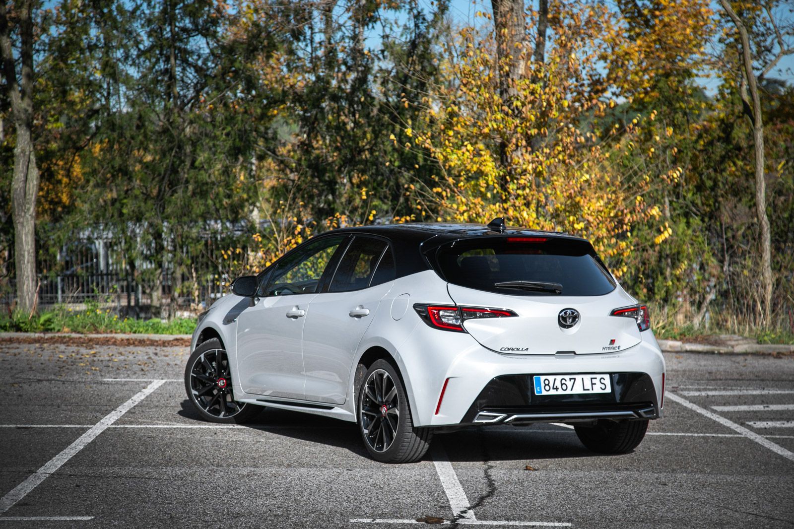 Fotos Toyota Corolla GR-Sport (Gris Ascari bitono) MY2020 / Motor.es ...